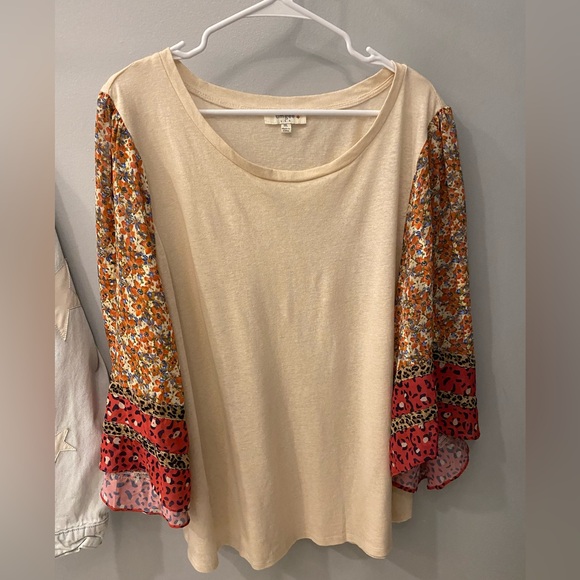 Umgee | Tops | Umgee Xl Nwot | Poshmark